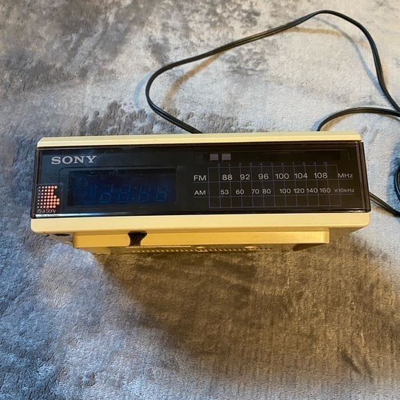 Sony | Other | Sony Vintage Dream Machine Radio Clock | Poshmark